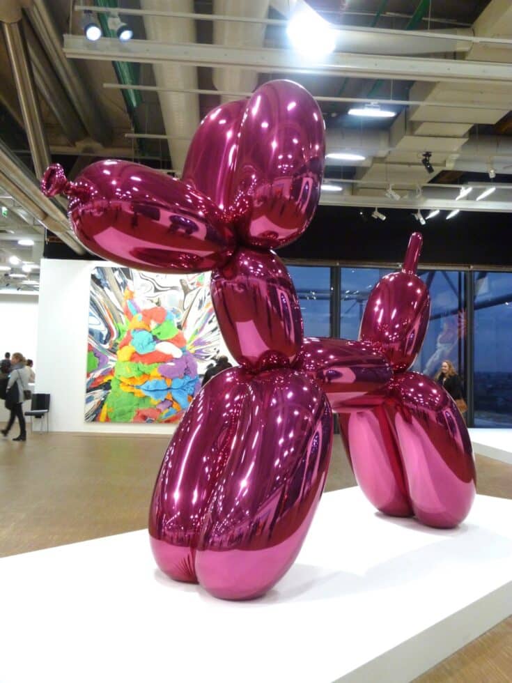 Jeff Koons Aquarium – Jeff Koons Equilibrium – UMMLR