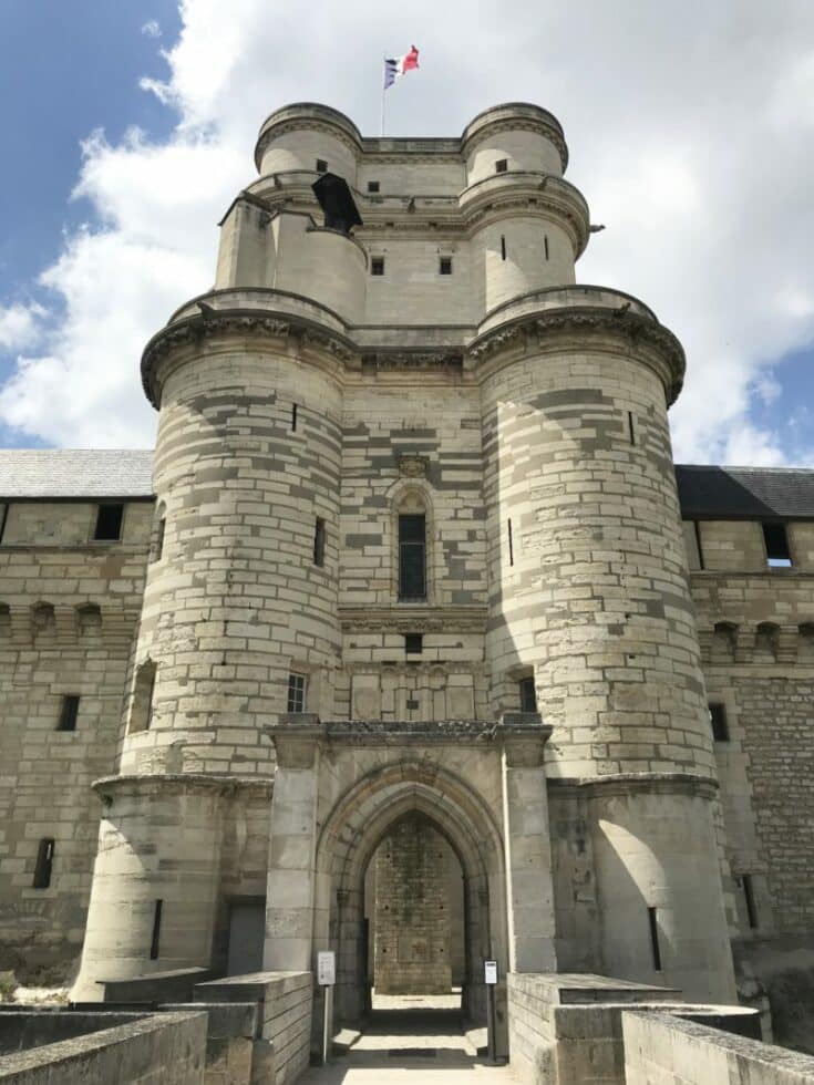 Partez à la découverte d' "Histoire(s) de graffitis" au Château de ...